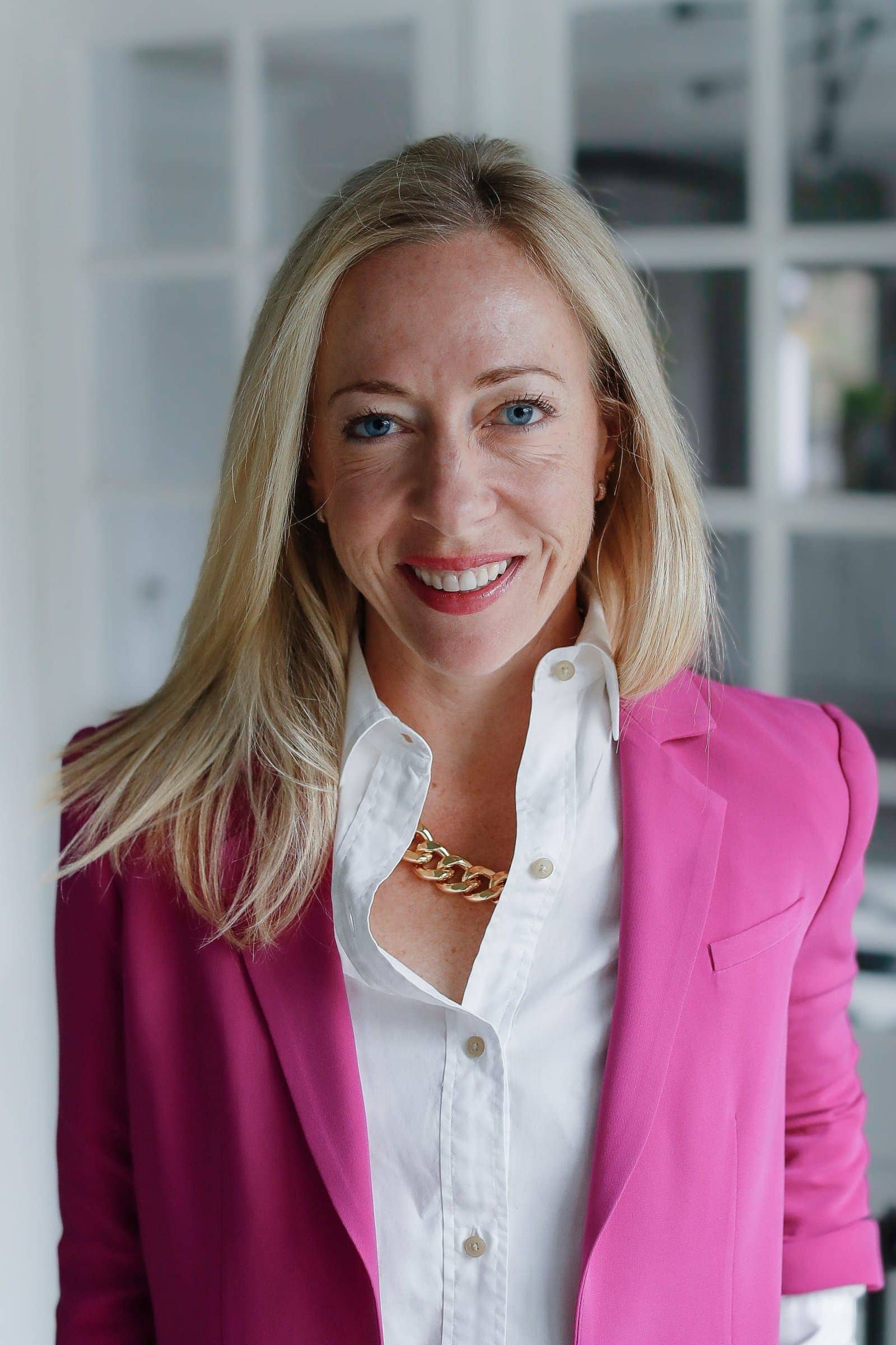 Why Healthcare Should Embrace AI - PLUS